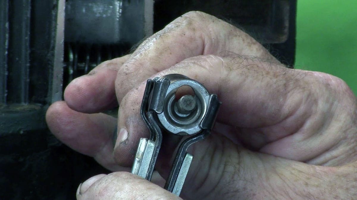 Chinese Intake And Exhaust Valve From Generator - BISON